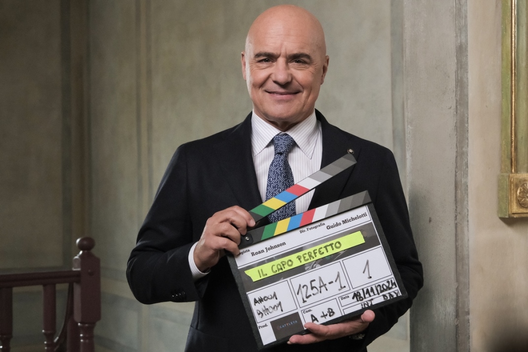 Luca Zingaretti è Il Capo Perfetto su Netflix - Davide Maggio