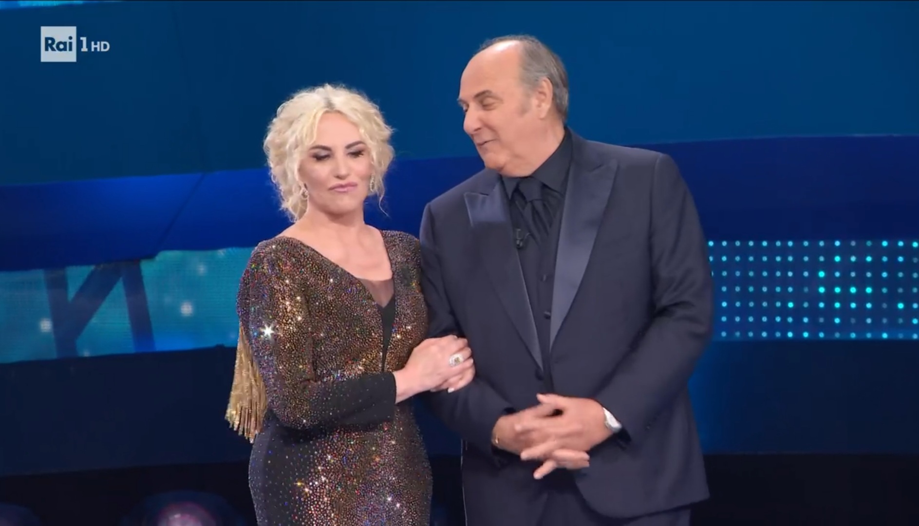 The Voice vs Io Canto, la frecciata di Clerici a Scotti a Sanremo 2025 ...