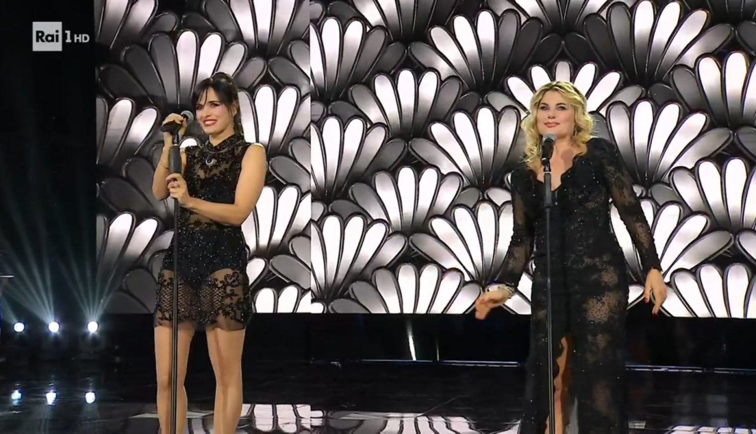 Ne Vedremo delle Belle, seconda puntata: Pamela Prati in testa nella ...